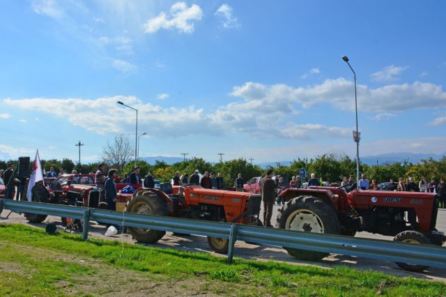 Συνεχίζονται οι κινητοποιήσεις των αγροτών σε όλη τη χώρα - ΤΑ ΝΕΑ