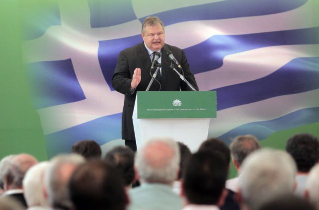 Βενιζέλος: «Ασέβεια στις θυσίες του ελληνικού λαού η ομιλία του κ ...