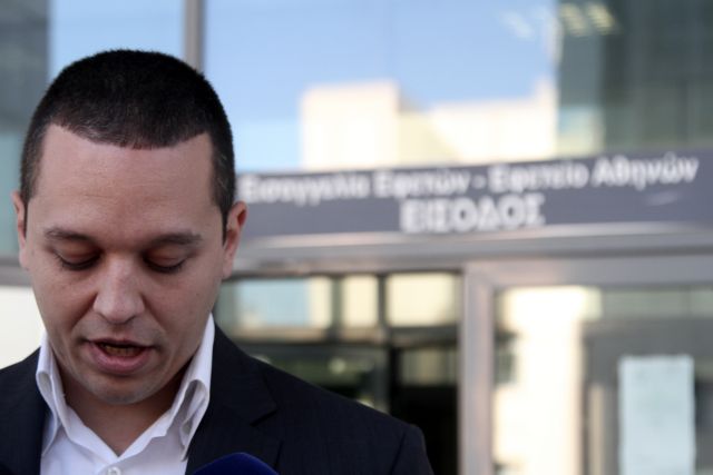 Αρση ασυλίας Κασιδιάρη για την υπόθεση Μπαλτάκου εισηγείται η Επιτροπή ...