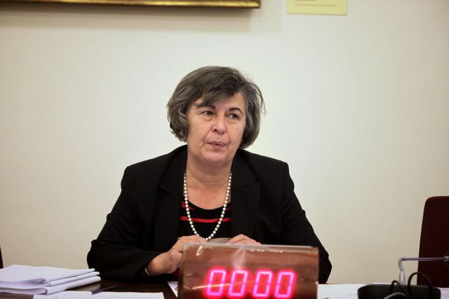 Δέσποινα Χαραλαμπίδου. Των πόθεν έσχες η μαχαιριά - ΤΑ ΝΕΑ