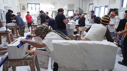 Η Τηνιακή Μαρμαροτεχνία στον κατάλογο Άυλης Πολιτιστικής Κληρονομιάς ...