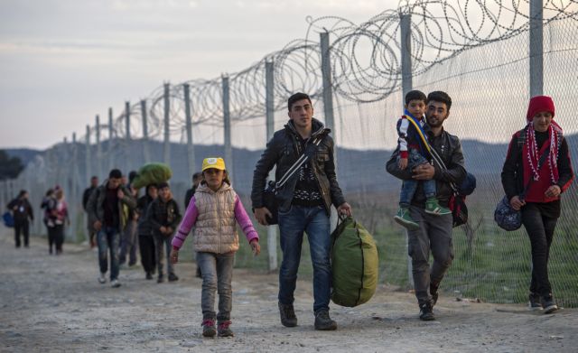 Στη Γαλλία 150 πρόσφυγες που πέρασαν από την Ελλάδα - ΤΑ ΝΕΑ