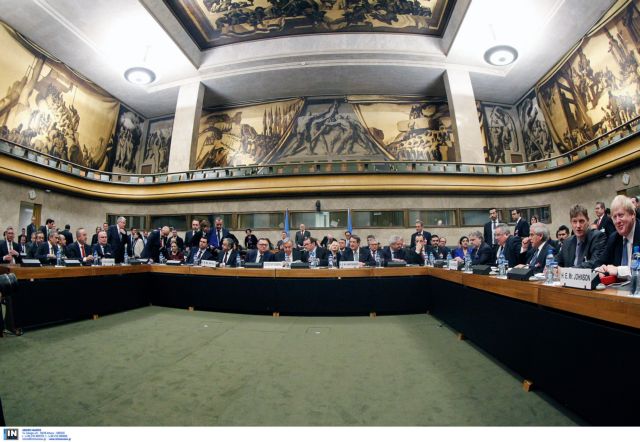 Εγινε το πρώτο βήμα για τον ιστορικό συμβιβασμό - ΤΑ ΝΕΑ