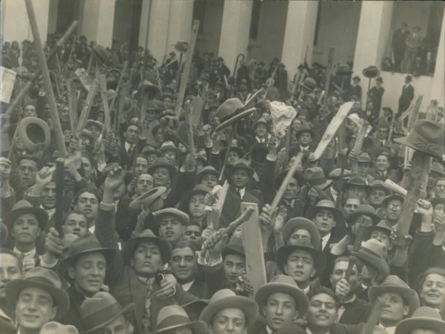 Ο φοιτητικός φάκελος του Μακάριου και το «Οχι» του Ζολώτα - ΤΑ ΝΕΑ