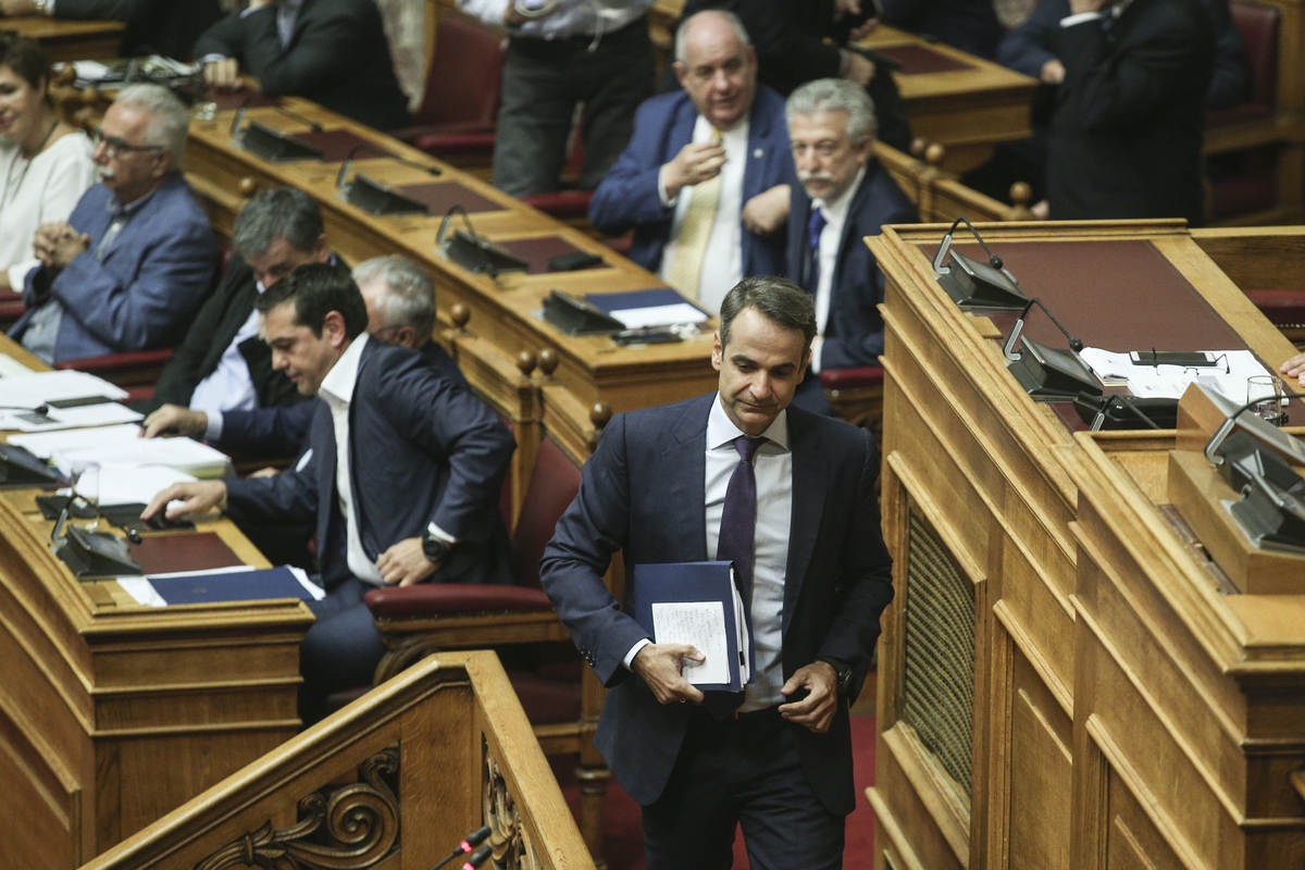 «Πόλεμος» εκτός ορίων στη Βουλή - Προεκλογικό κλίμα υψηλής τοξικότητας ...