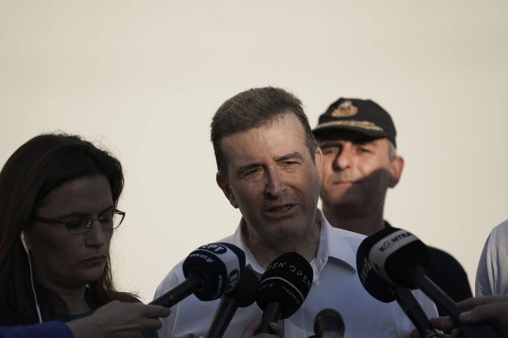 Χρυσοχοΐδης: Σκληρή μάχη ενάντια σε πολύ δύσκολες συνθήκες - ΤΑ ΝΕΑ