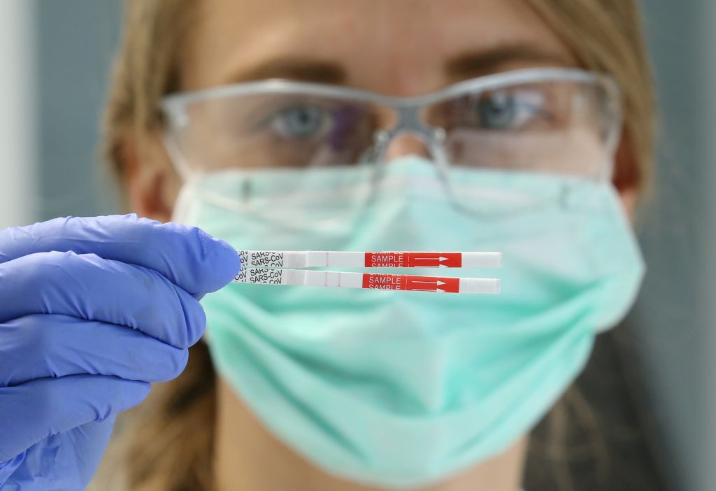 Rapid tests : Γρήγορα ναι, αξιόπιστα ίσως - ΤΑ ΝΕΑ