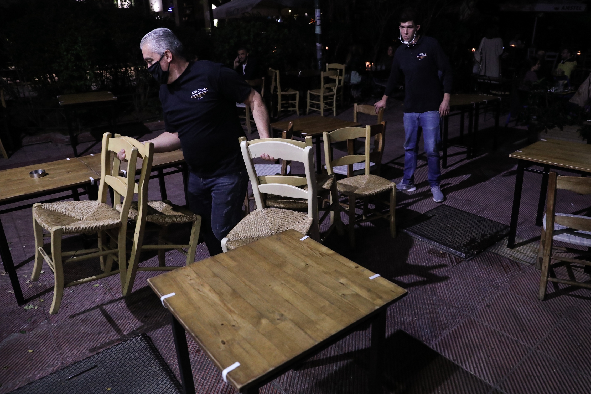 Lockdown: Όλα τα μέτρα αναλυτικά – Τι επιτρέπεται και τι απαγορεύεται ...