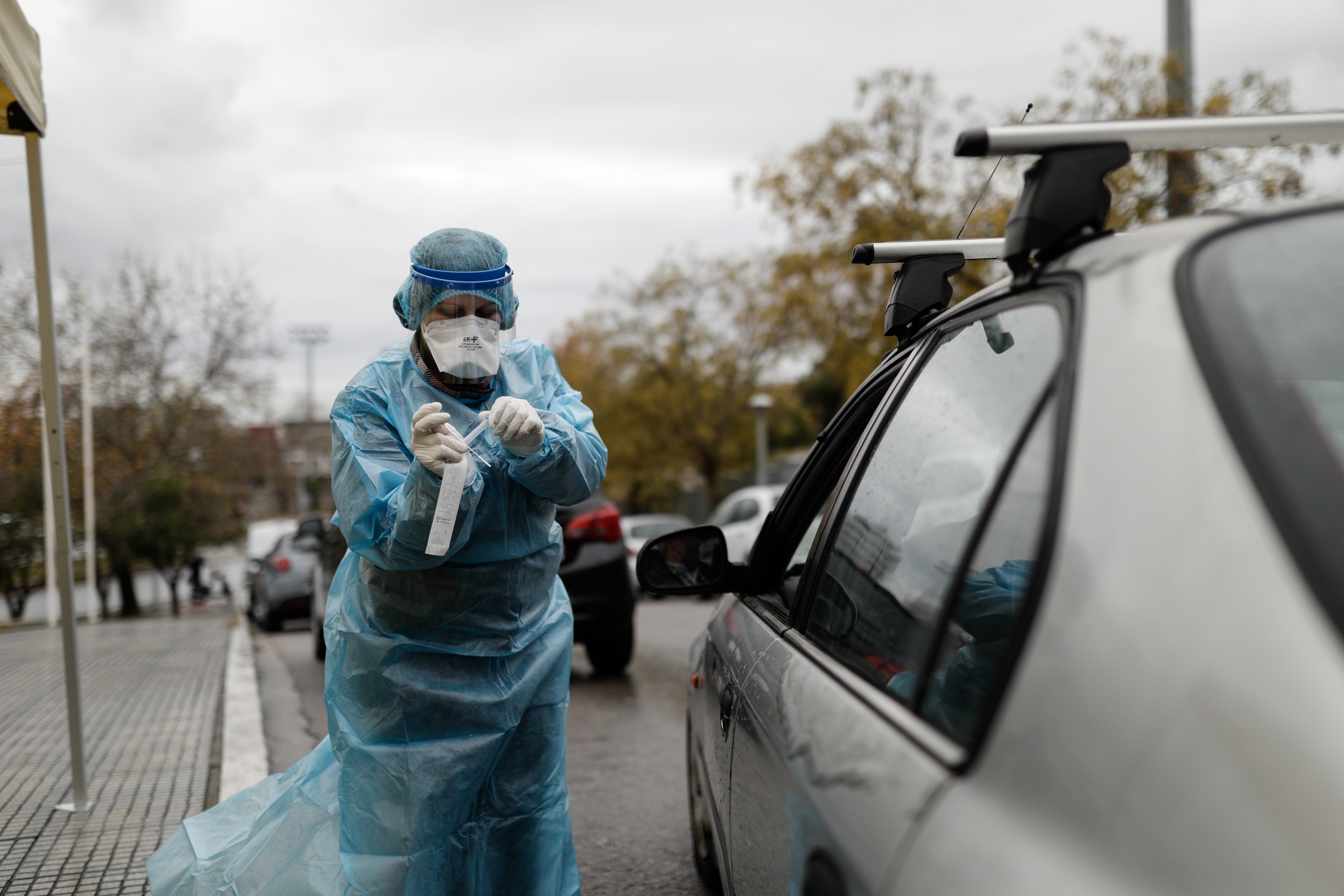 Κοροναϊός : Τι έδειξαν τα rapid test σε τρεις περιοχές της Αττικής - ΤΑ ΝΕΑ