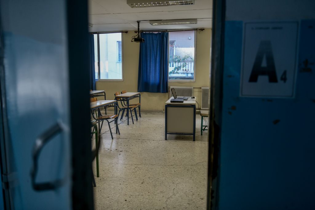 Lockdown : Τα επόμενα βήματα για το άνοιγμα της αγοράς και οι ...