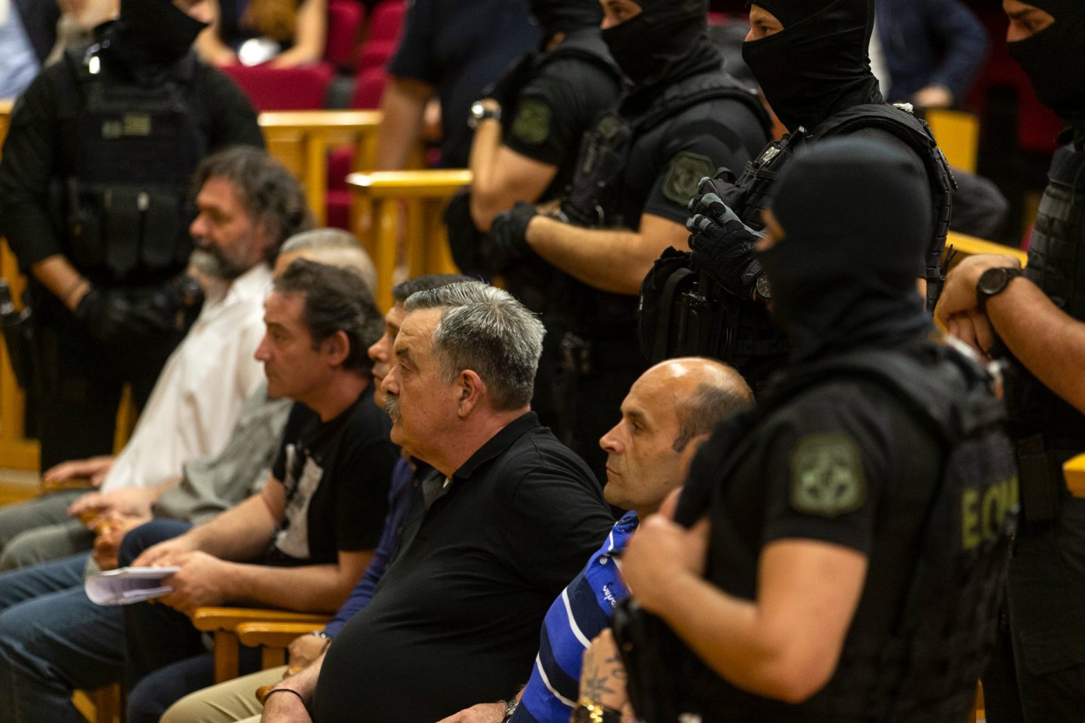 Δίκη Χρυσής Αυγής: Στιγμιότυπα από την πρώτη μέρα στο Εφετείο - ΤΑ ΝΕΑ