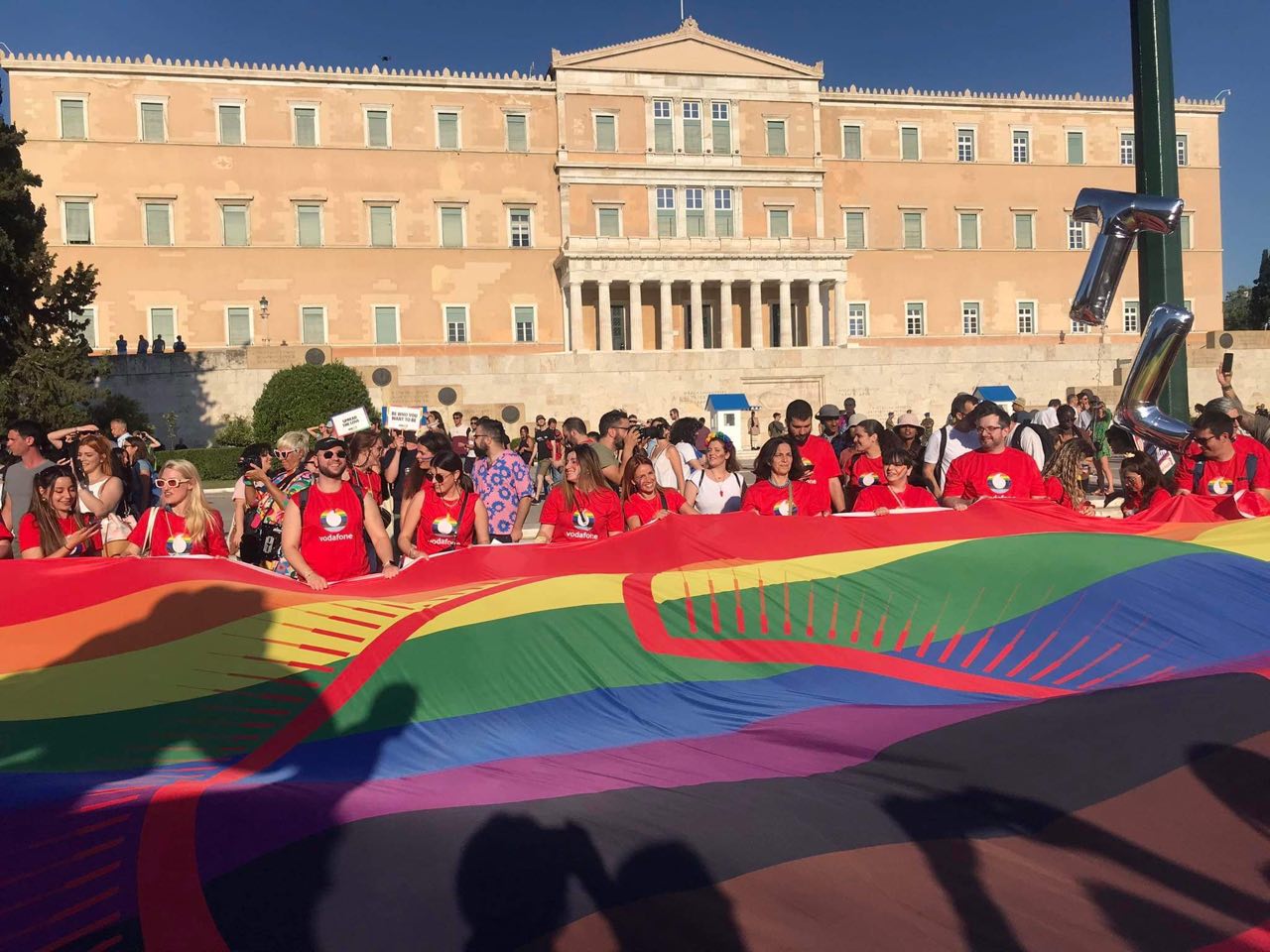 Athens Pride: Ξεκίνησε η πορεία υπερηφάνειας - ΤΑ ΝΕΑ