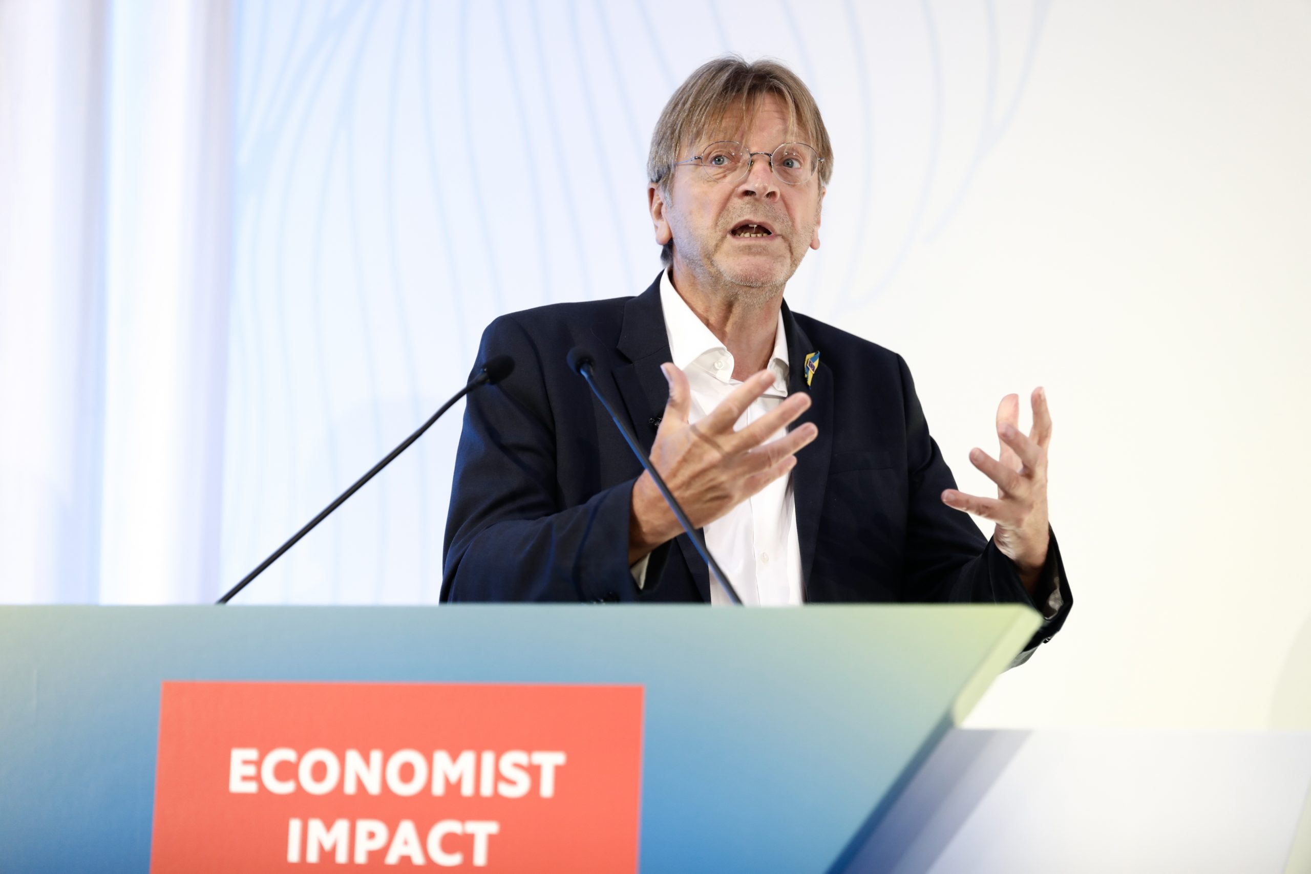Συνέδριο Economist – Φερχόφστατ: Πρέπει να κάνουμε σημαντικές ...