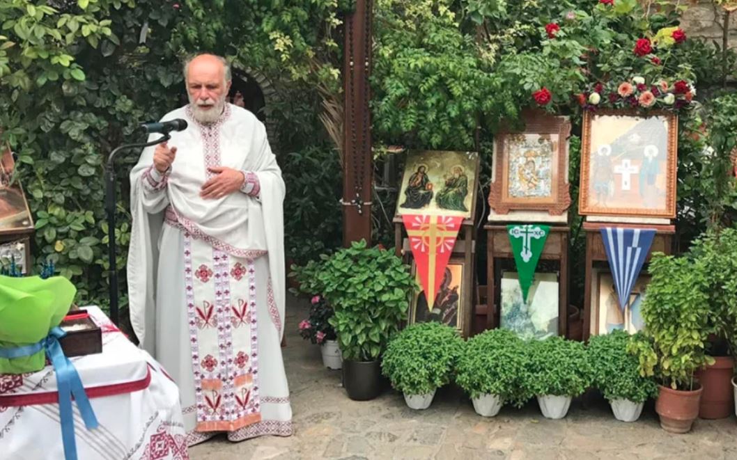 Τελειώνει η διορία για τον παπα-Δημήτρη των Αγ. Ισιδώρων - ΤΑ ΝΕΑ