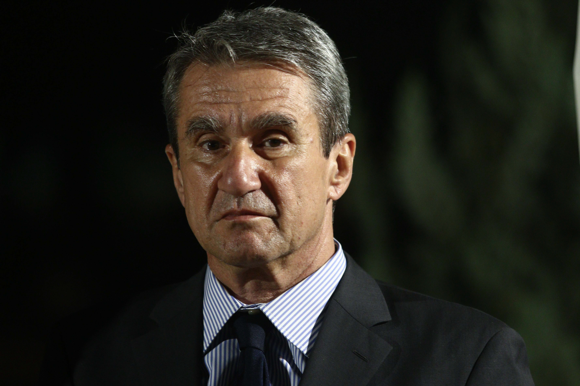 Λοβέρδος: Εγώ δεν είμαι πρόσωπο που διαγράφεται - ΤΑ ΝΕΑ