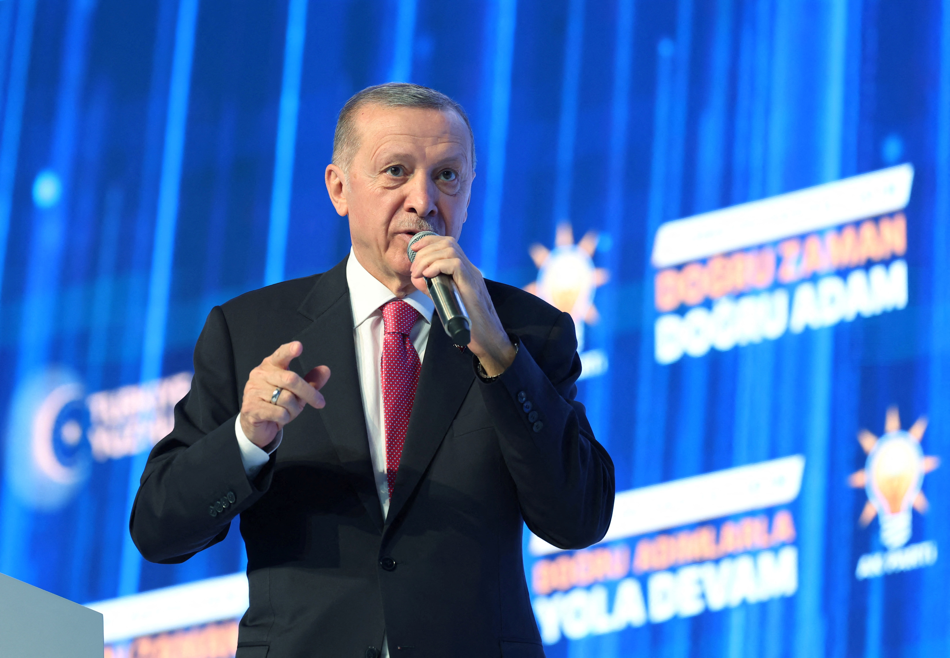 Ερντογάν: Θρίλερ με την κατάσταση της υγείας του - Ακύρωσε προεκλογικές ...