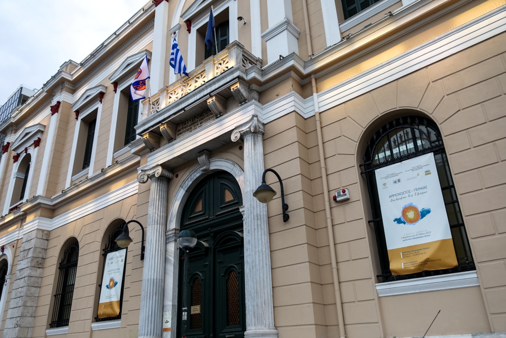 Με μεγάλη επιτυχία τα εγκαίνια της έκθεσης ζωγραφικής «Αμμόχωστος ...