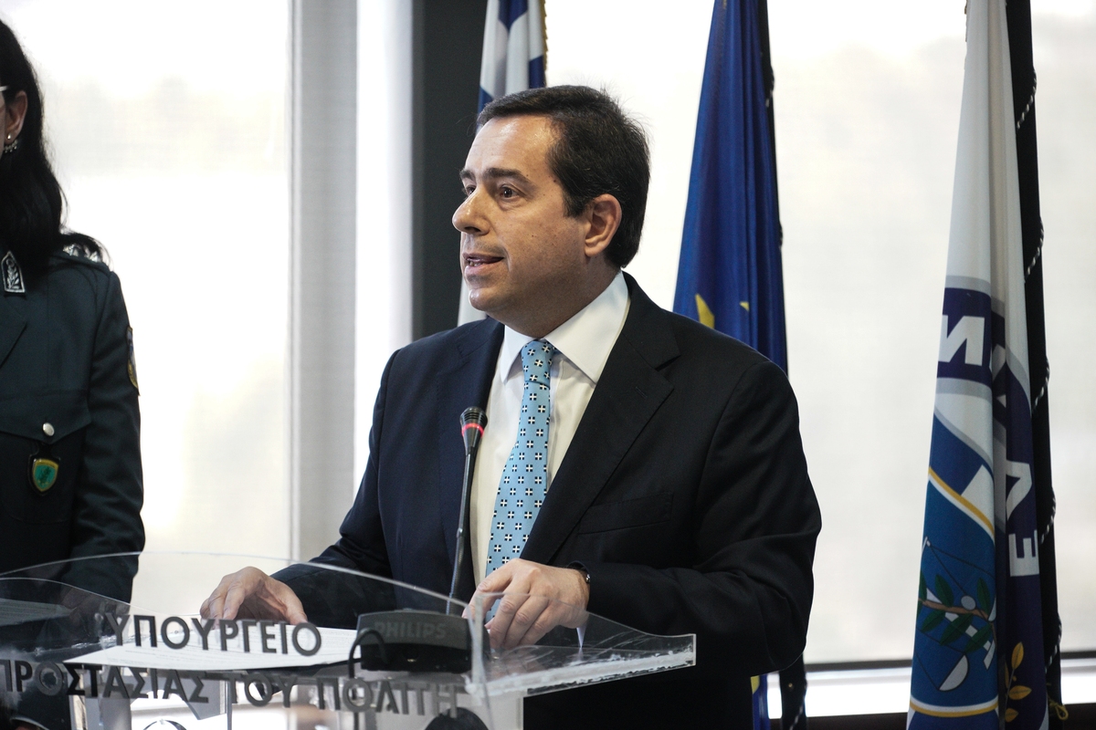 Μηταράκης σε ΣΥΡΙΖΑ για Πανεπιστημιακή Αστυνομία: Καμία μορφή ...