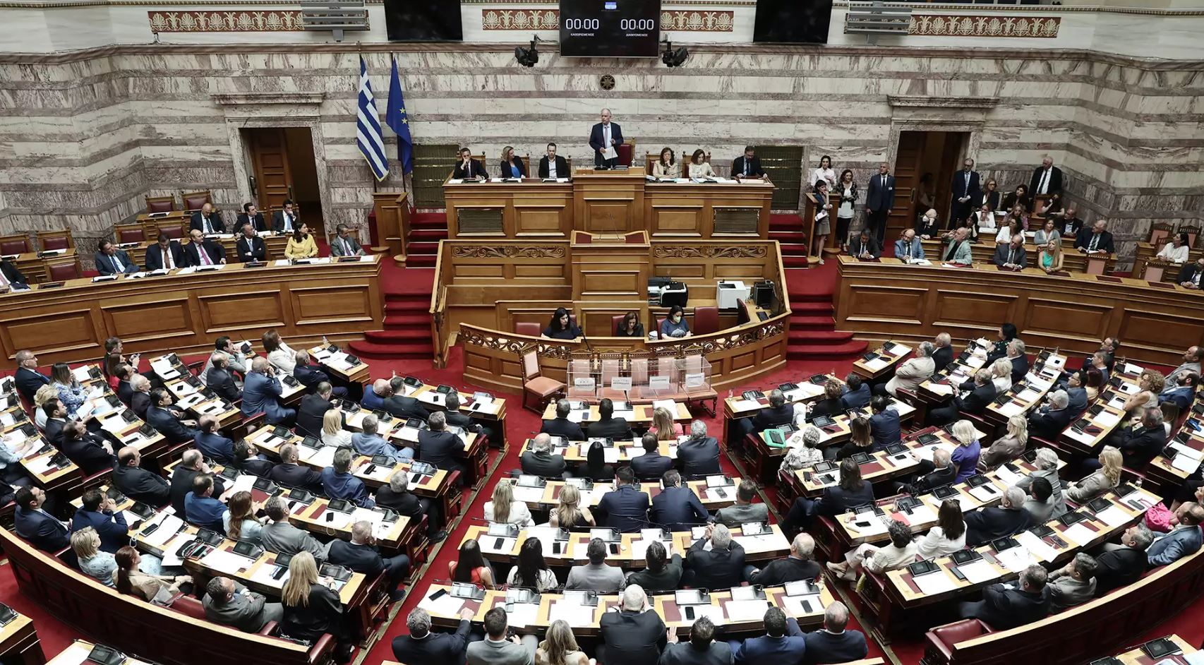 Βουλή: Με 158 ψήφους, η νέα κυβέρνηση της ΝΔ εξασφάλισε τη «δεδηλωμένη ...