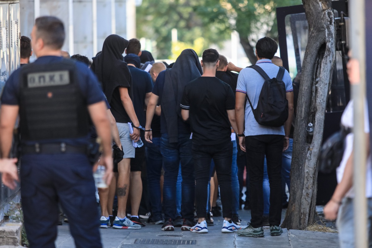 Αυξάνεται η λίστα των κατηγορούμενων για τα επεισόδια στη Νέα ...