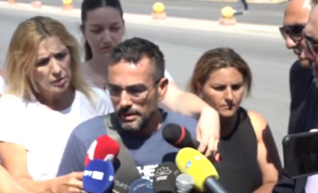 Νέα Φιλαδέλφεια: Παράσταση προς υποστήριξη της κατηγορίας από τον ...
