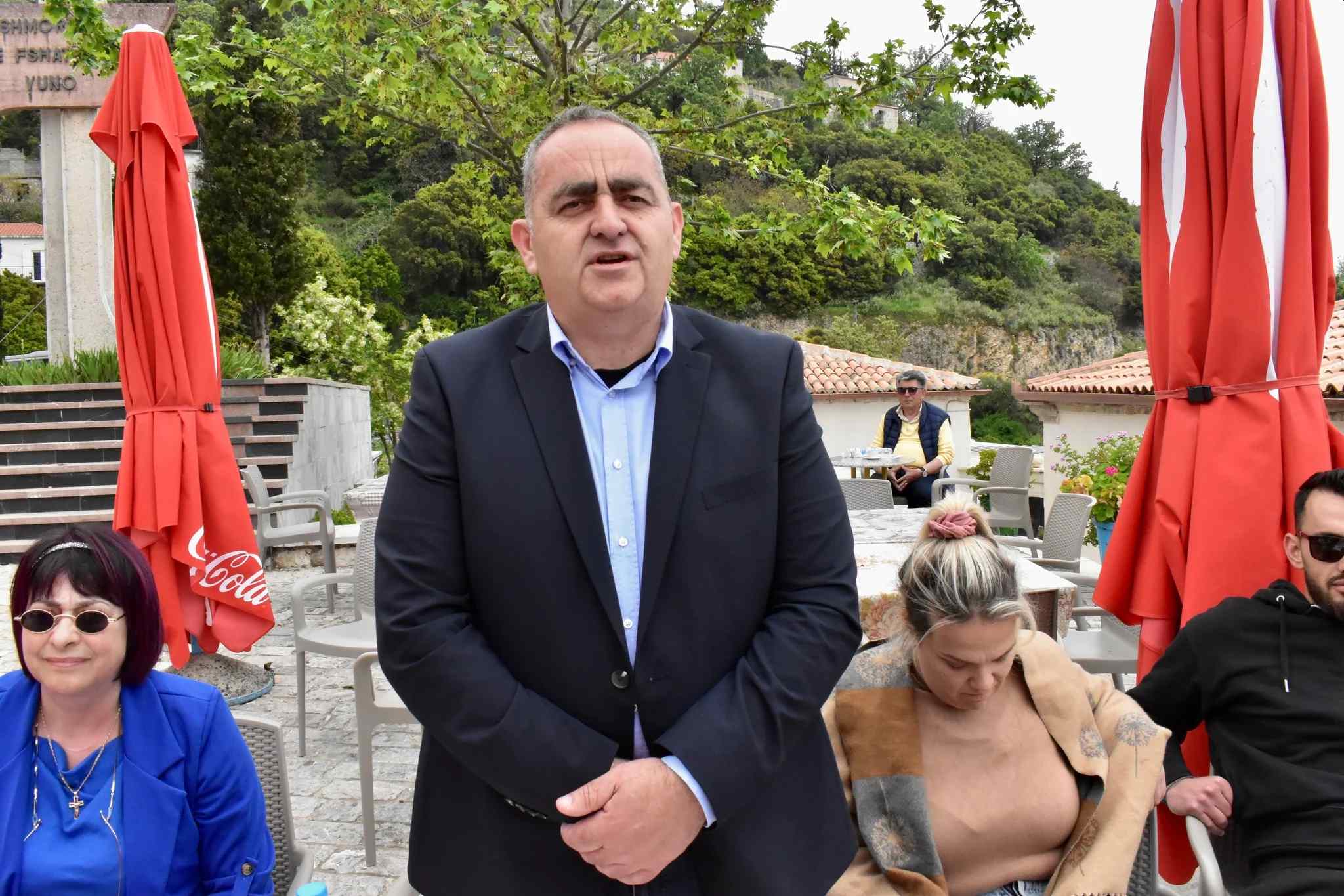 Τον Φρέντι Μπελέρη επισκέφθηκε στη φυλακή ο Συρίγος - ΤΑ ΝΕΑ