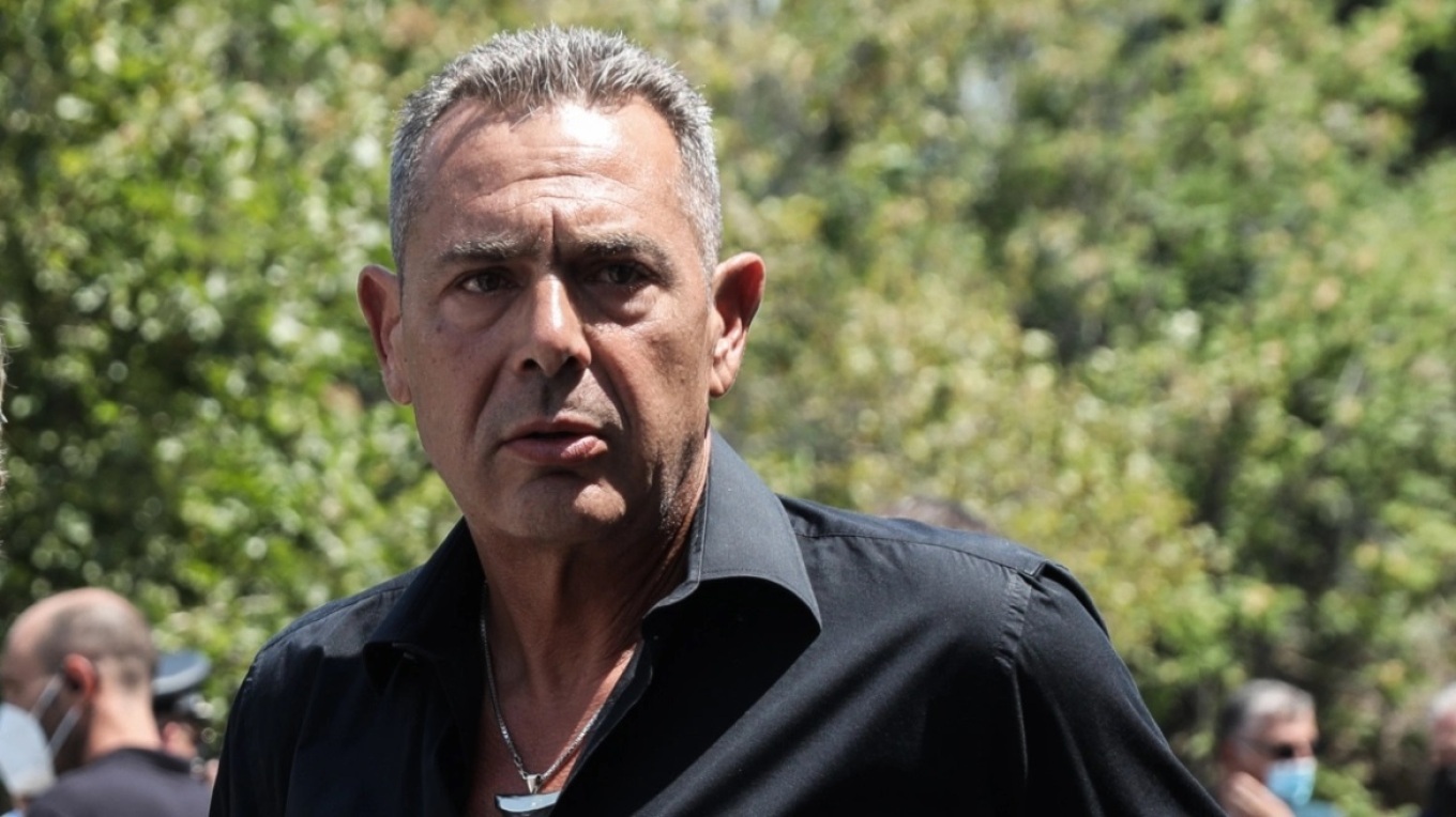 Προκαλεί ο Καμμένος: Οι τρόφιμοι του φρενοκομείου ανέλαβαν τη νέα ...