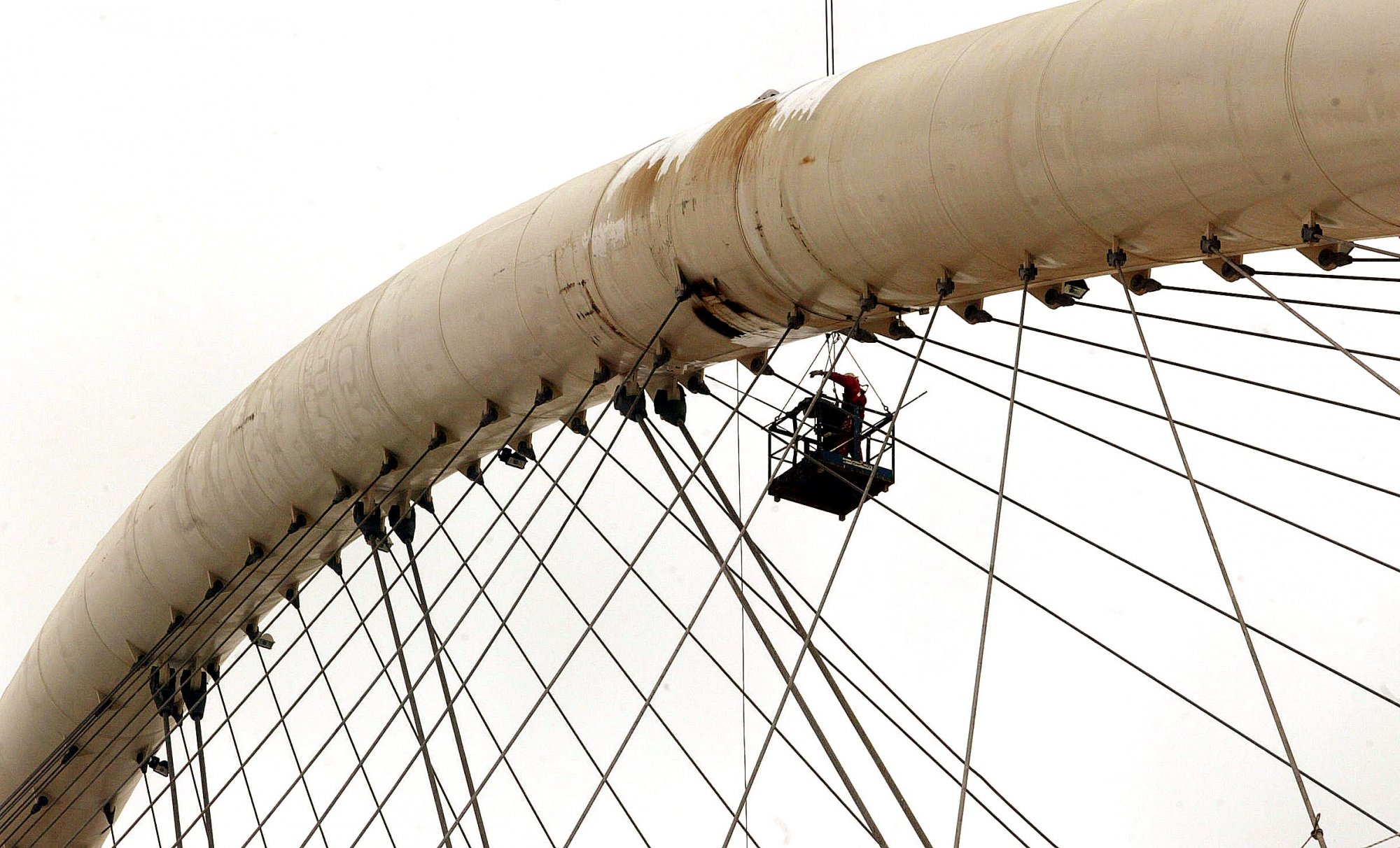 Στέγαστρο Καλατράβα: Η περιπέτεια ενός εμβληματικού έργου - ΤΑ ΝΕΑ