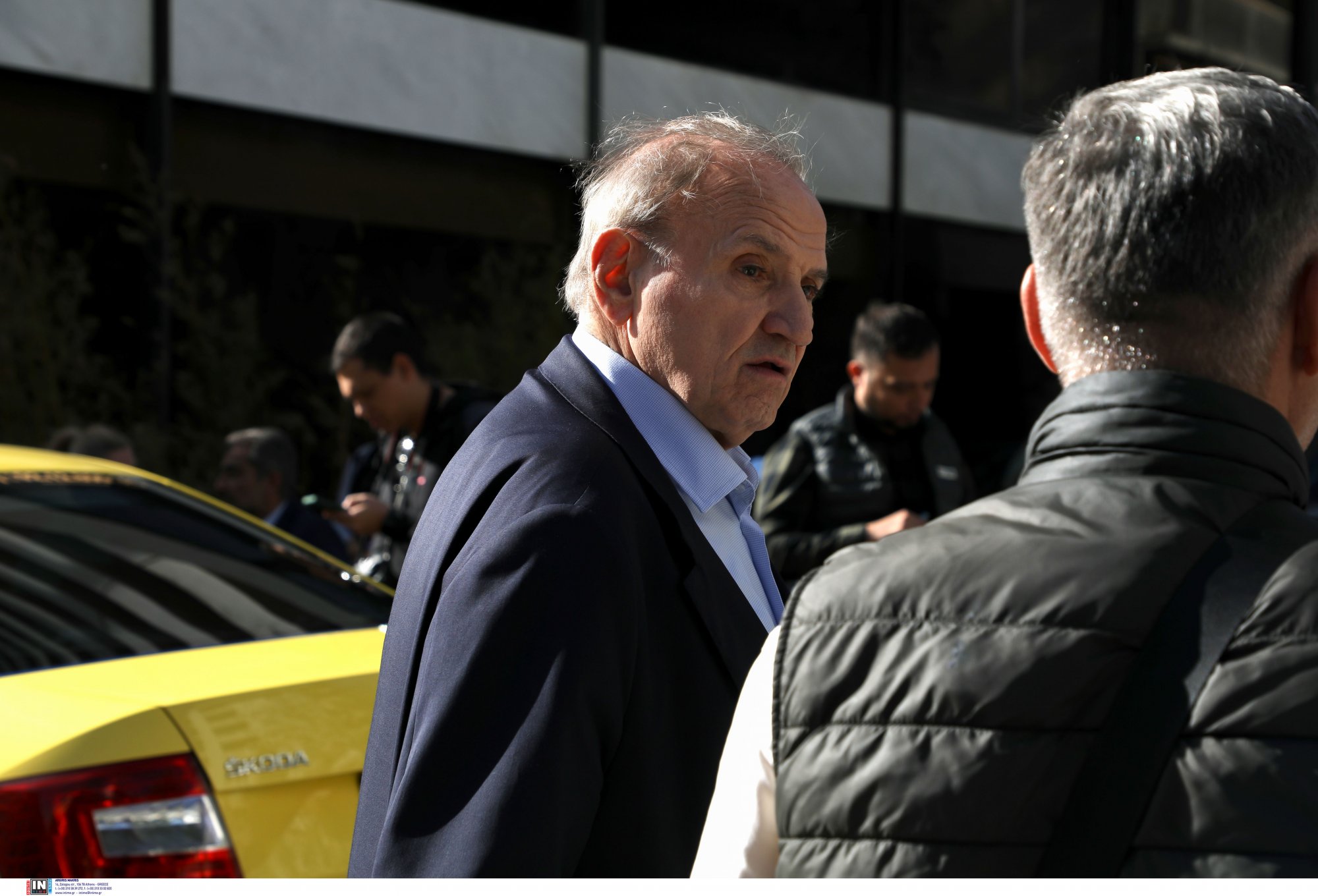 Αποχωρεί ο Τζουμάκας: «Το ψάρι βρωμάει από το κεφάλι» – Ακέφαλο σώμα ο ...