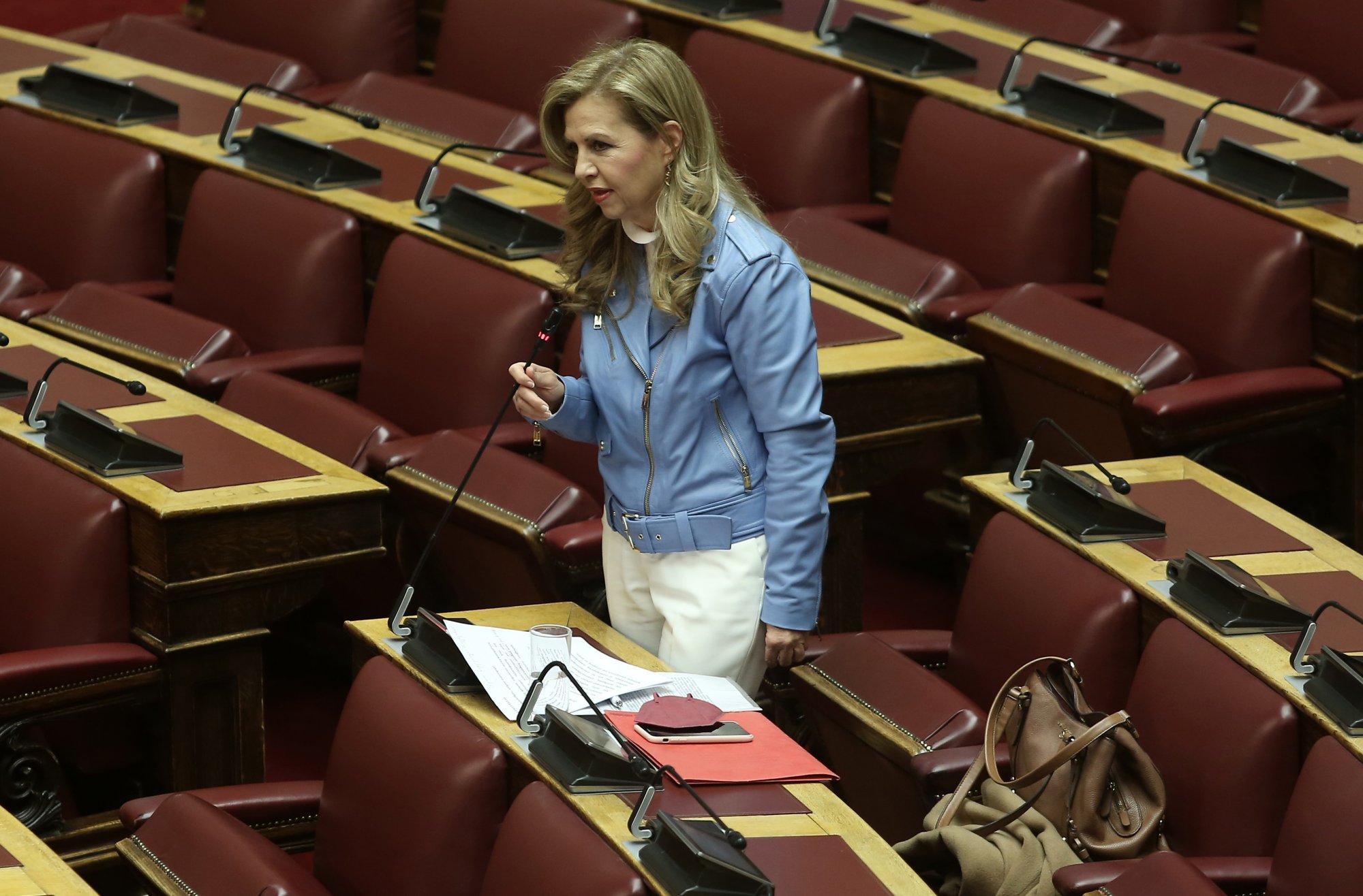 Να παραδώσει την έδρα η Μερόπη Τζούφη, ζητεί ο ΣΥΡΙΖΑ Ιωαννίνων - ΤΑ ΝΕΑ