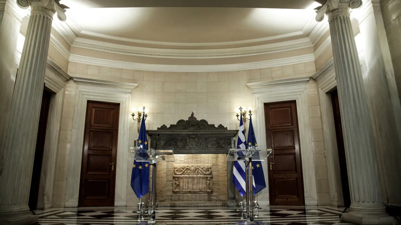 Οταν μιλούν οι πρώην πρωθυπουργοί - ΤΑ ΝΕΑ