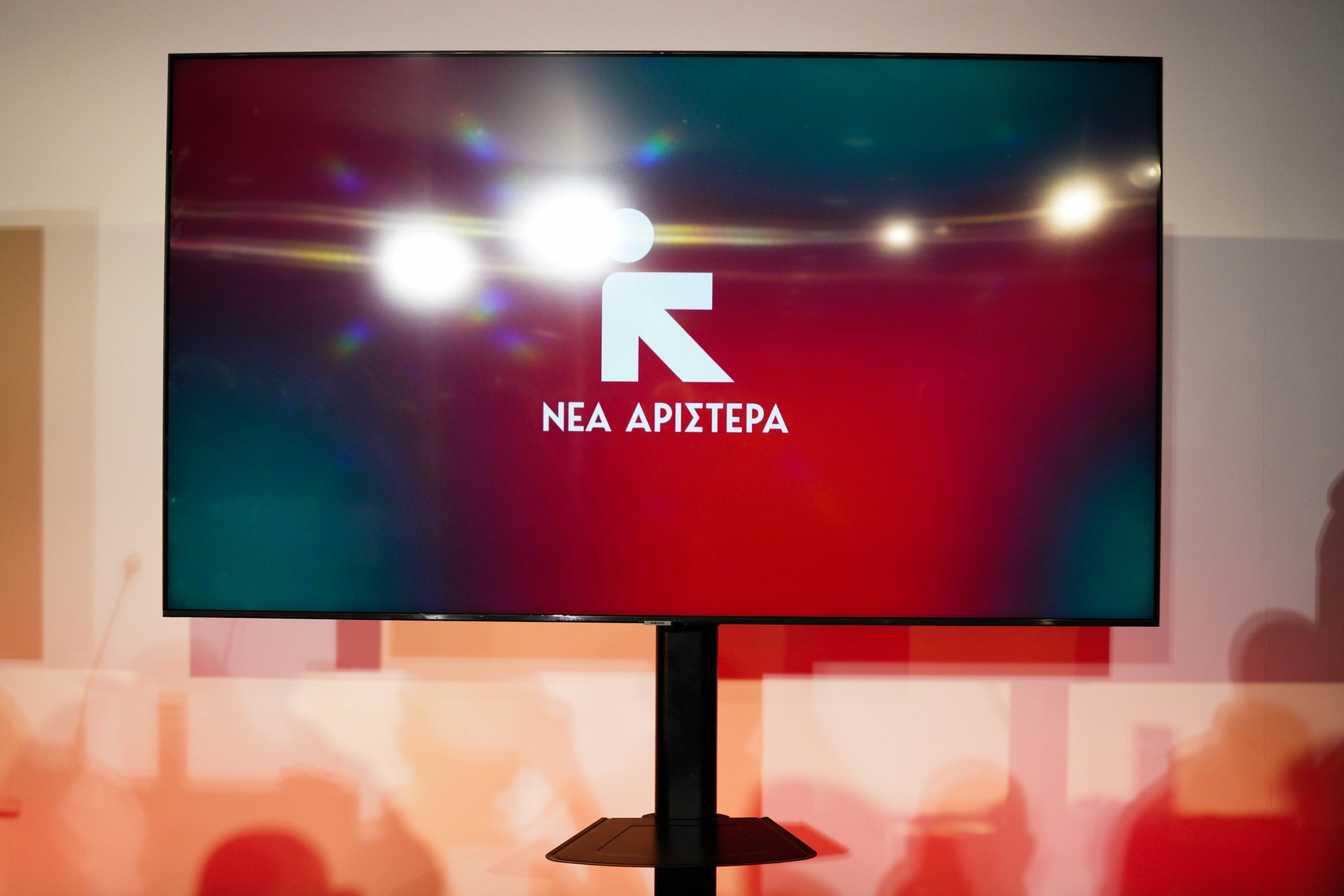 «Βλέπετε και εσείς ένα τυφλό αριστερό ανθρωπάκι να πηγαίνει δεξιά ...