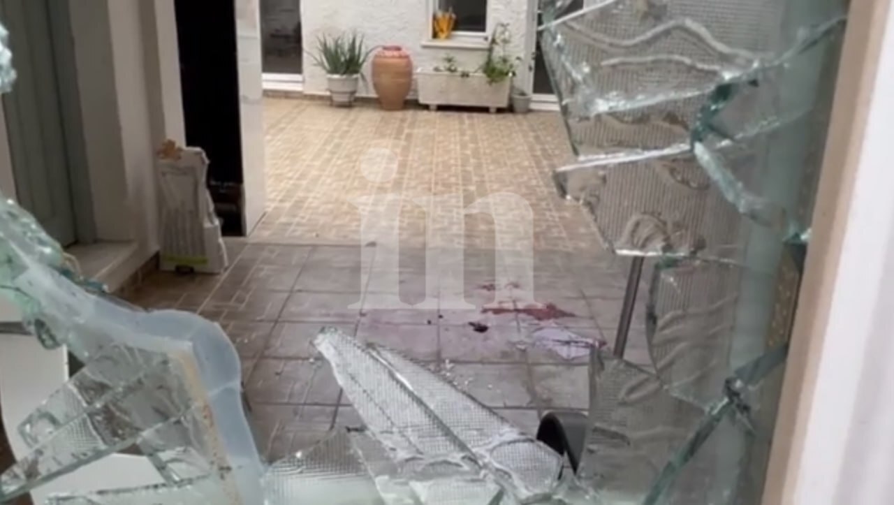 Γυναικοκτονία στη Σαλαμίνα: Θύμα ενδοοικογενειακής βίας η 43χρονη ...