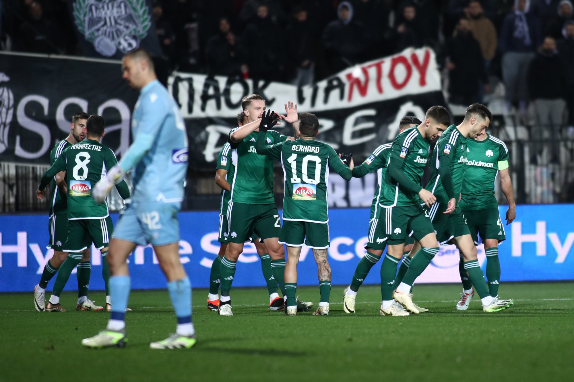 ΠΑΟΚ – Παναθηναϊκός 0-1: Βήμα πρόκρισης σε έναν επεισοδιακό ημιτελικό ...