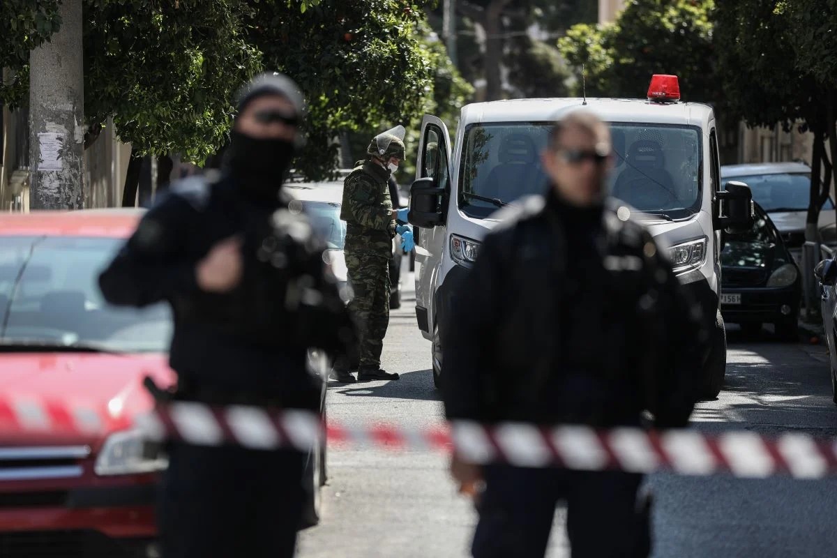 Τρομοκρατία: Βαρύ κατηγορητήριο για τους «10» της «Σύμπραξης εκδίκησης ...