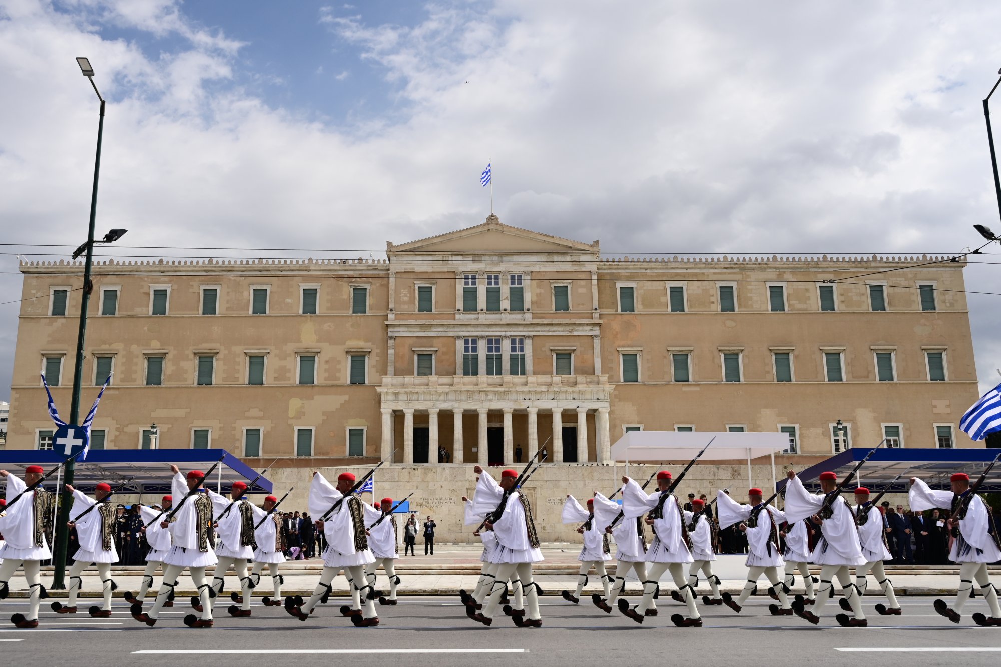 25η Μαρτίου: Όλα όσα έγιναν στην μεγάλη στρατιωτική παρέλαση - ΤΑ ΝΕΑ