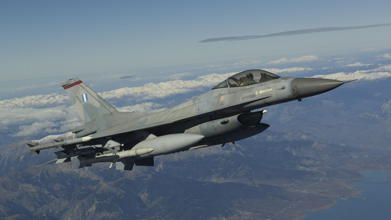 Λήξη συναγερμού για τον πιλότο του F-16 – Περισυνελέγη σώος από Super ...
