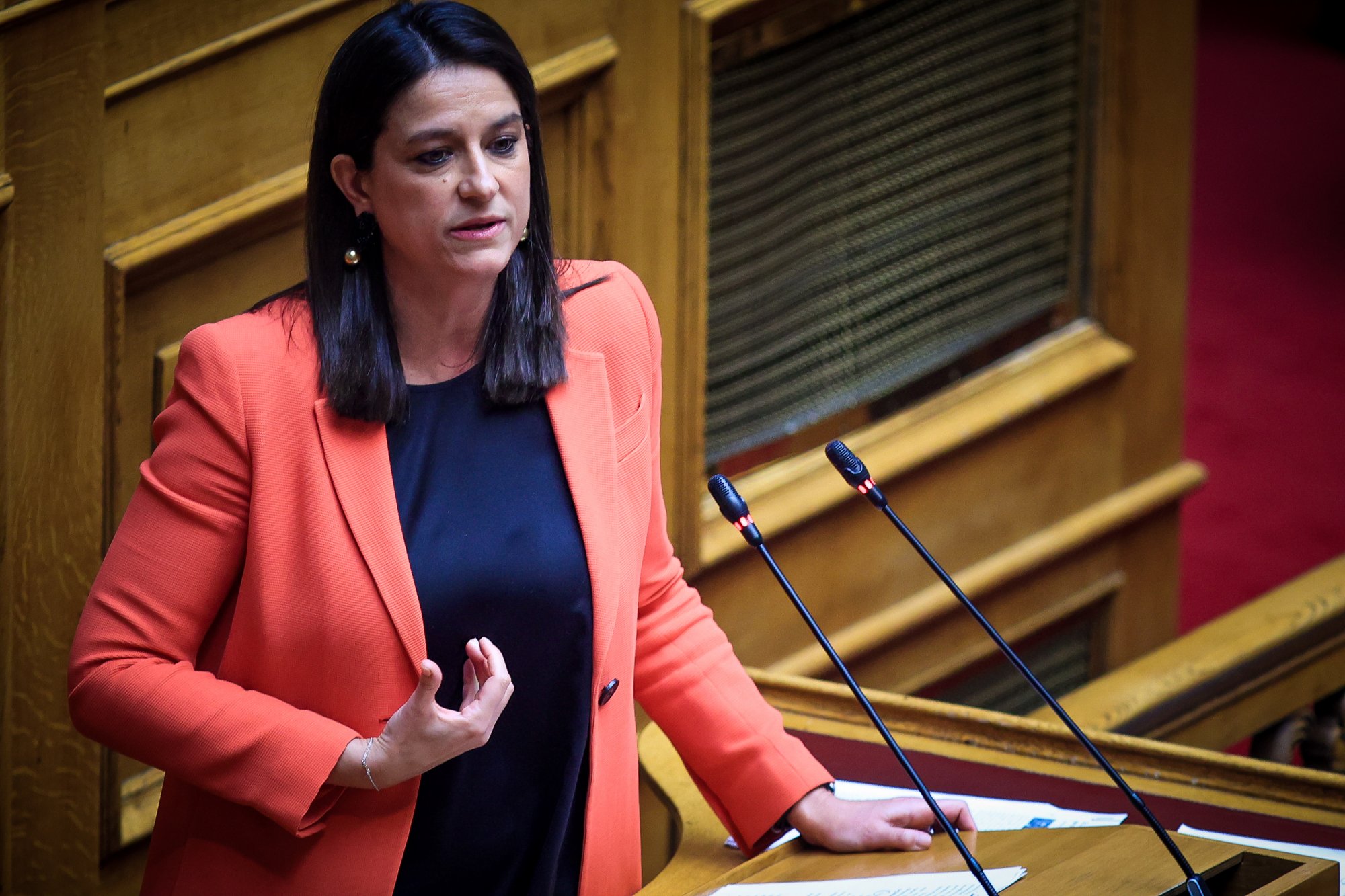 Οι οκτώ καυτές εκκρεμότητες που παραλαμβάνει η Νίκη Κεραμέως στο ...
