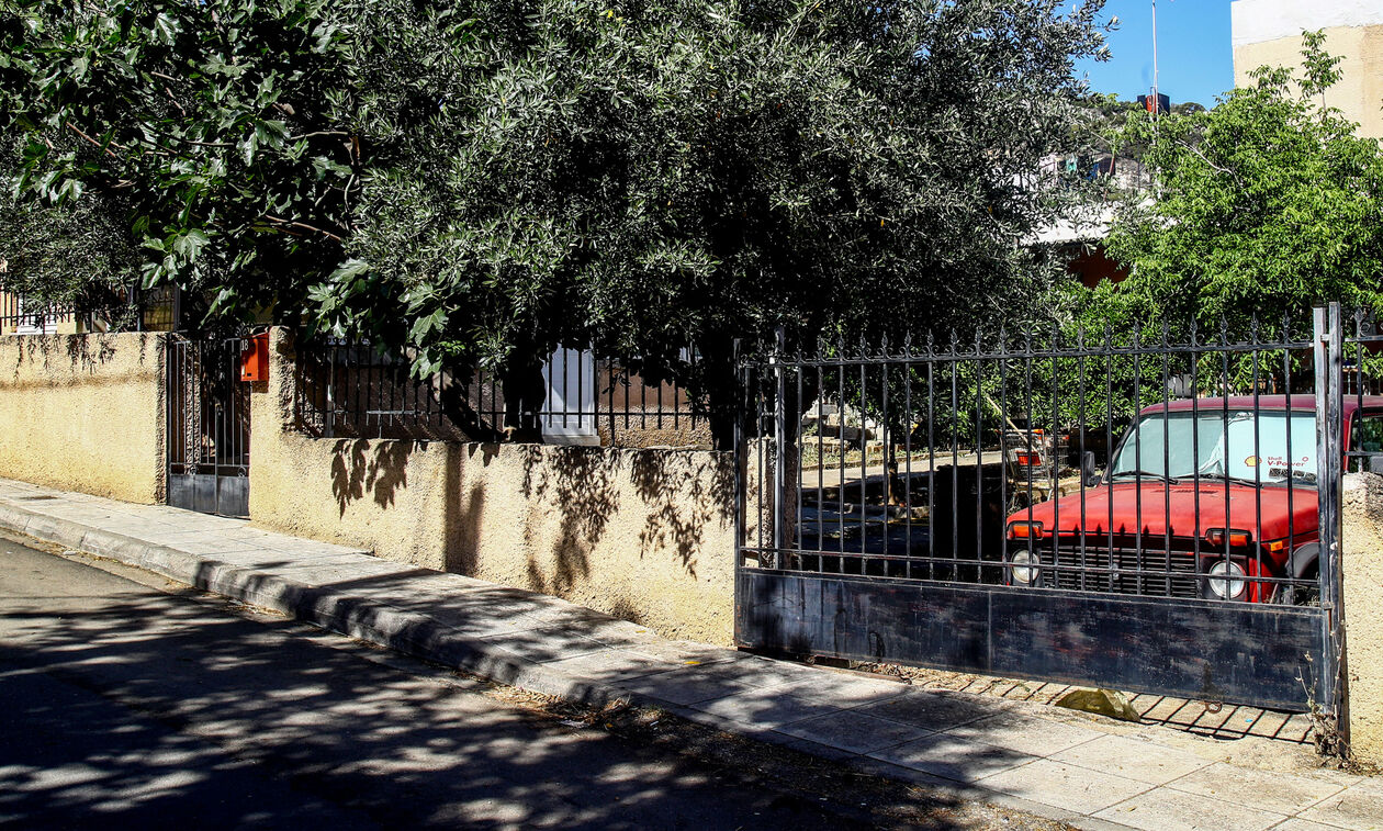 Ελεύθερος ο 59χρονος που έκαψε τη σορό του πατέρα του