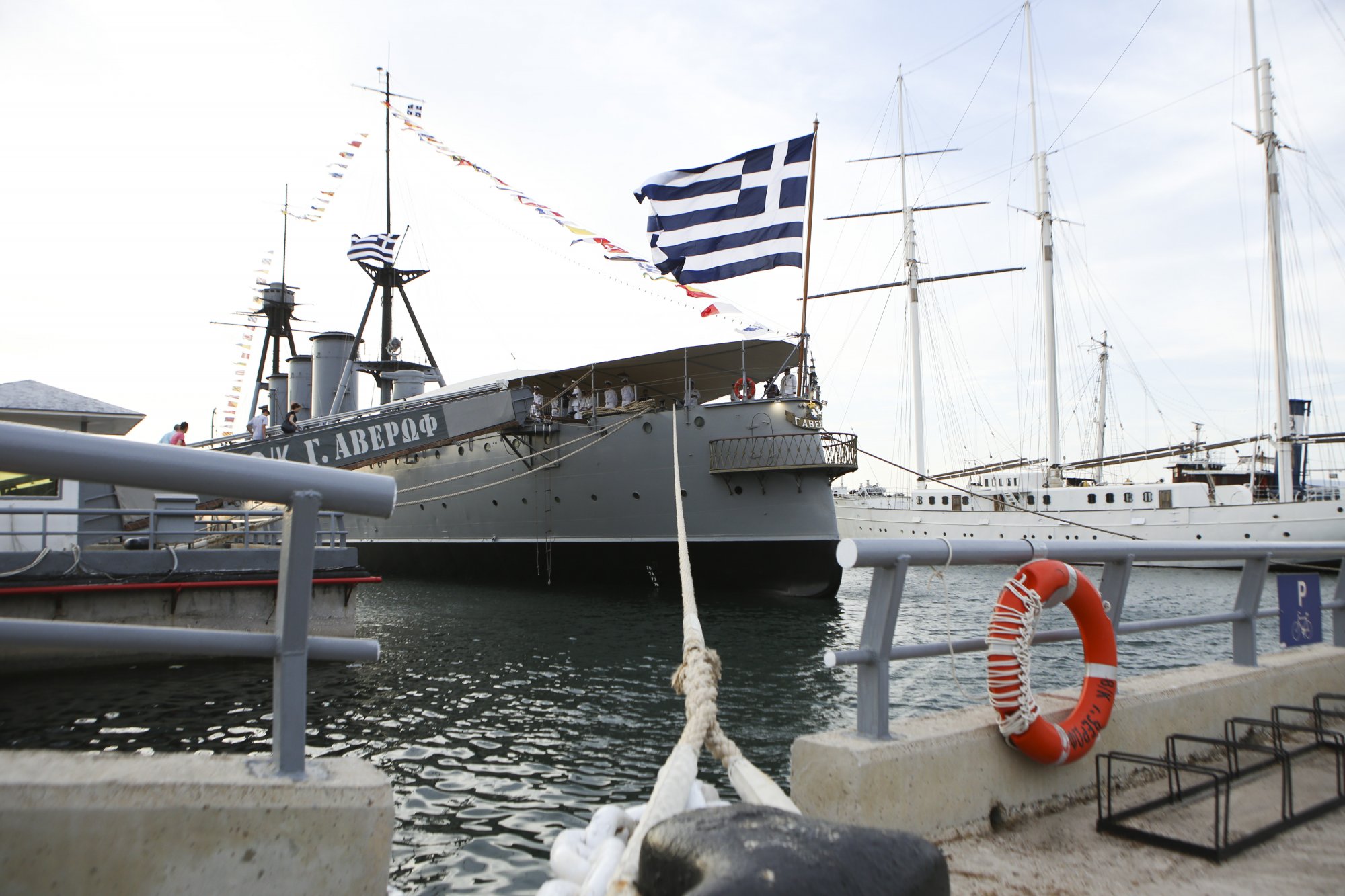 Θεσσαλονίκη: Μεταφέρεται το αντιτορπιλικό «Βέλος» για συντήρηση – Ο ...