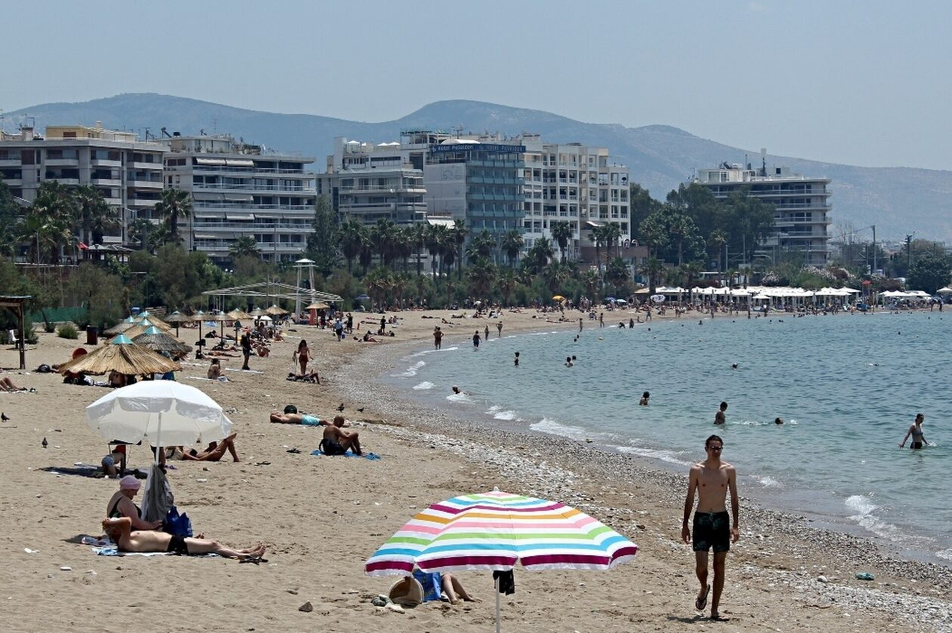 Αυτές είναι οι παραλίες της Αττικής που είναι ακατάλληλες για κολύμπι ...