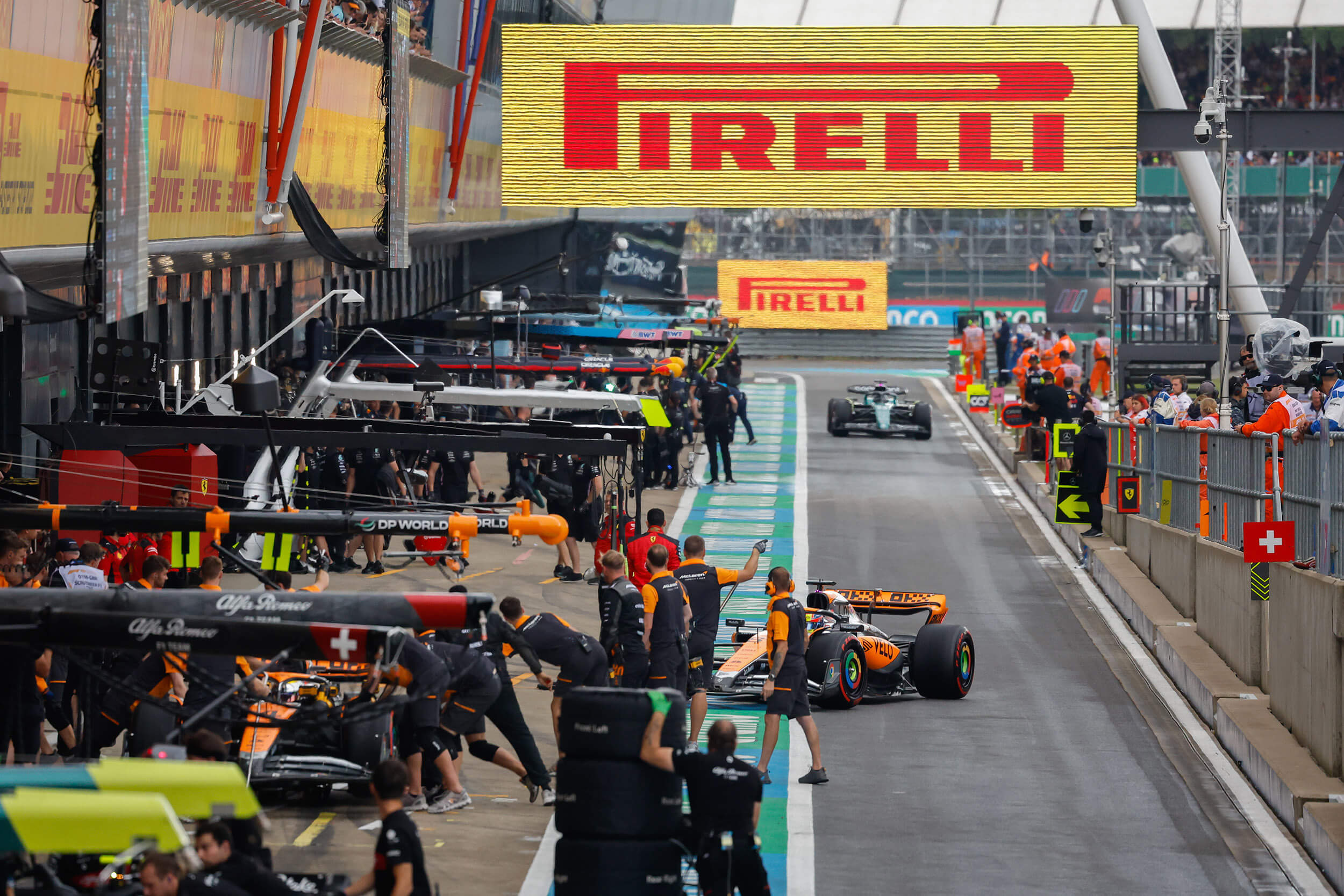 Η Formula 1 συνεχίζεται χωρίς διακοπή με τρία Grand Prix μέσα στον ...