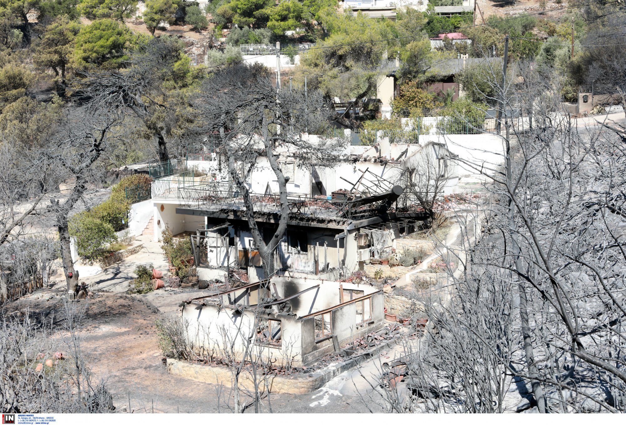 Φωτιά στην Αττική: Οι συγκλονιστικές ιστορίες των ανθρώπων που είδαν ...