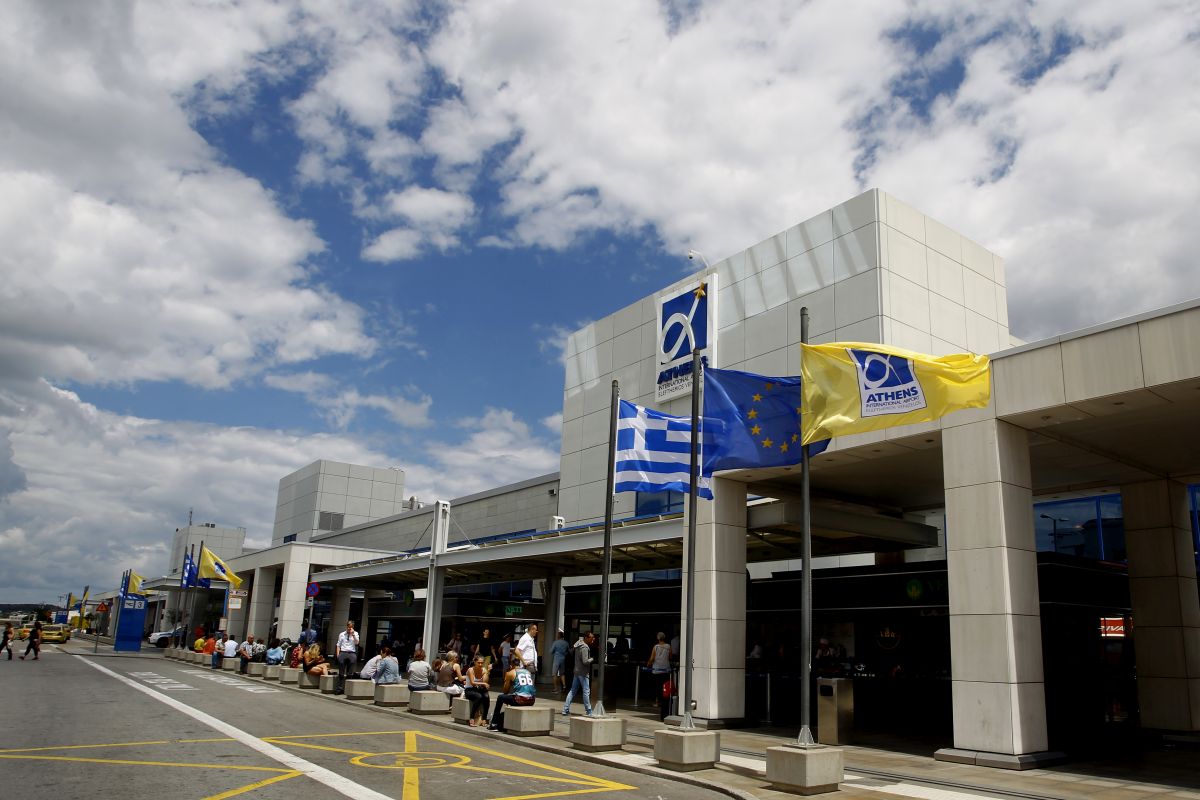Συναγερμός στο «Ελ. Βενιζέλος» – Αναγκαστική προσγείωση αεροσκάφους με ...