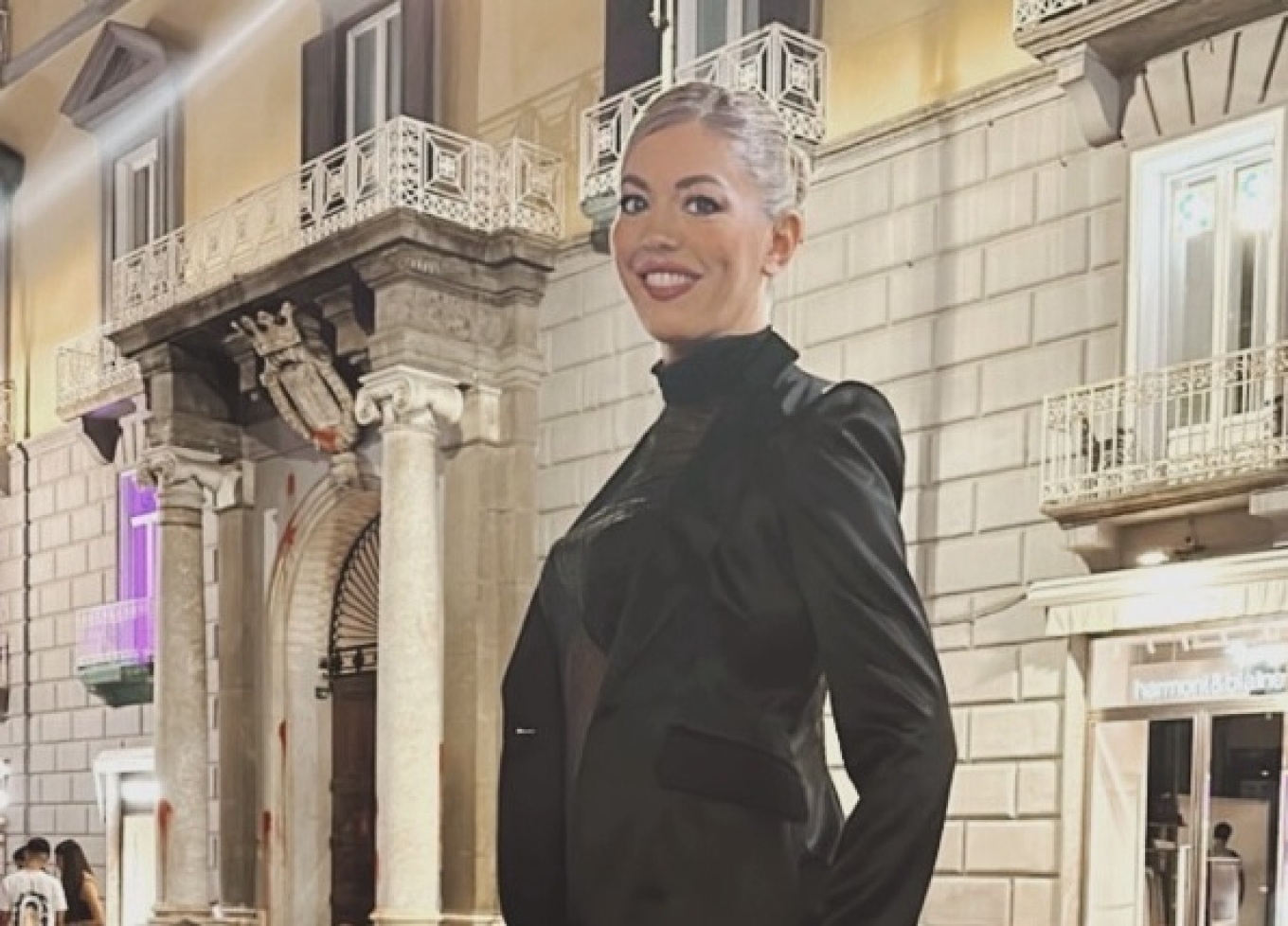 Τι συμβαίνει στην Ιταλία με την influencer - Το σκάνδαλο μεγατόνων και ...