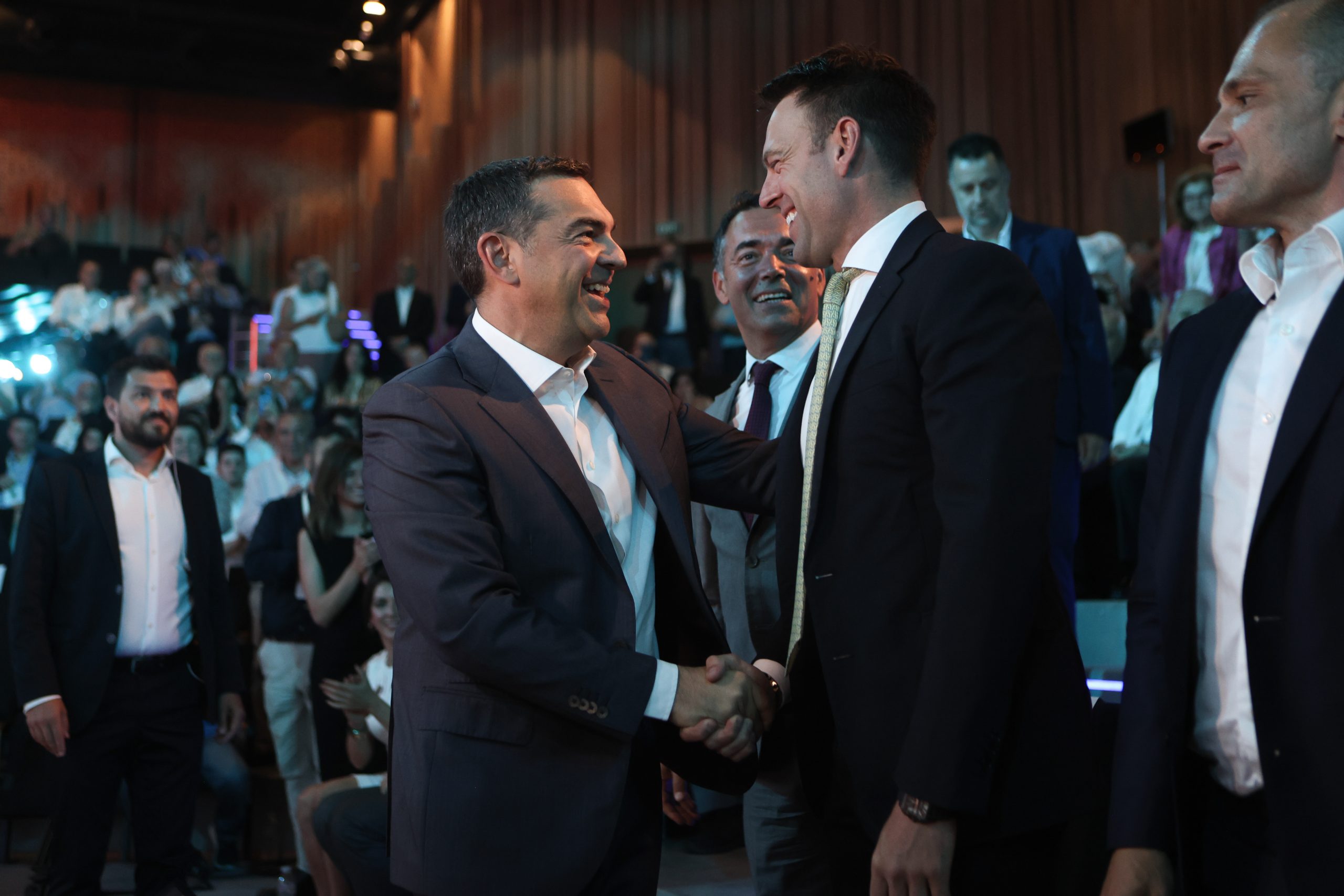 Ο Τσίπρας και το πράσινο φως σε έναν αποκλεισμό - ΤΑ ΝΕΑ