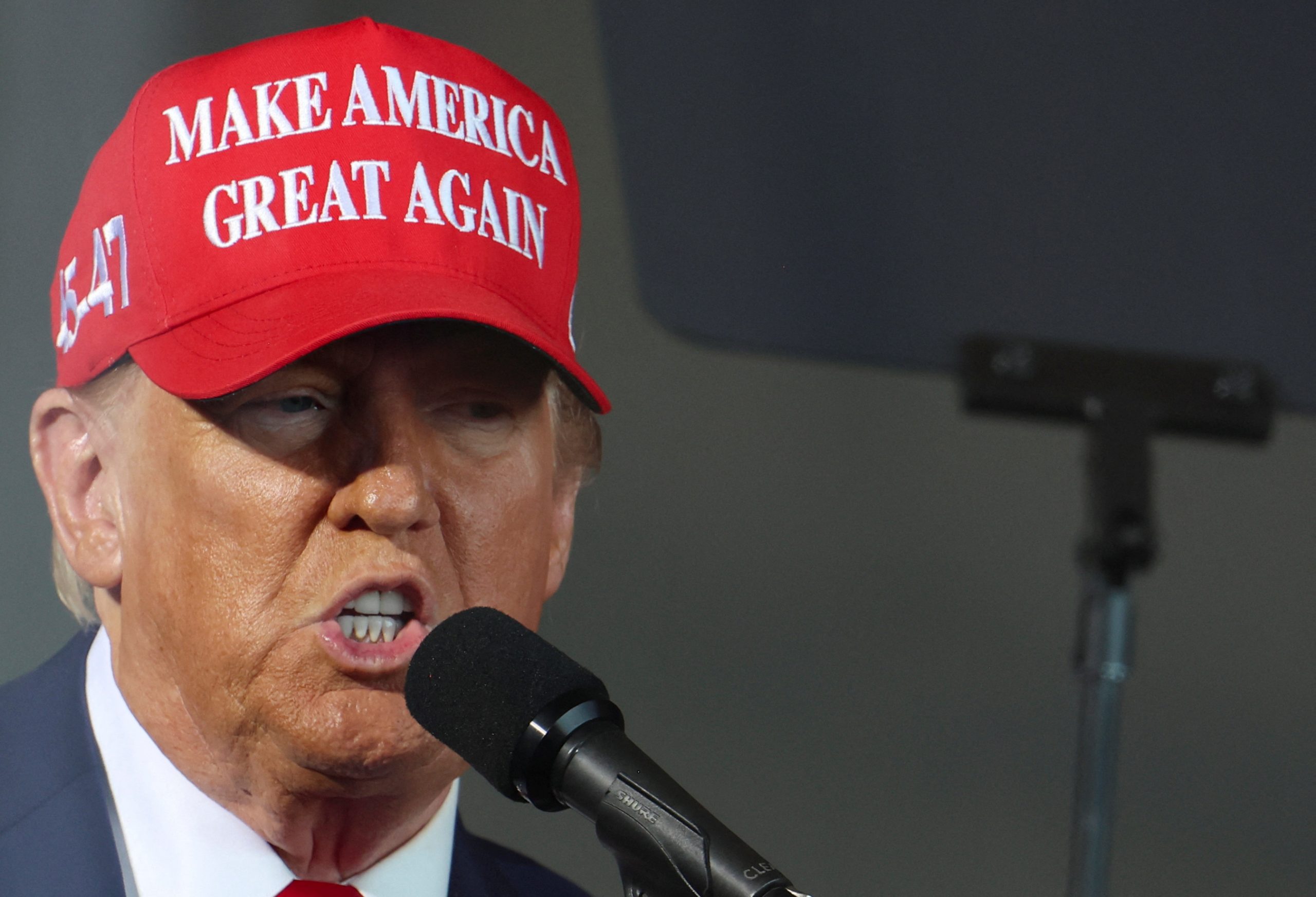 Η πλειονότητα των Αμερικανών ταυτίζεται με το κόμμα του Τραμπ - ΤΑ ΝΕΑ