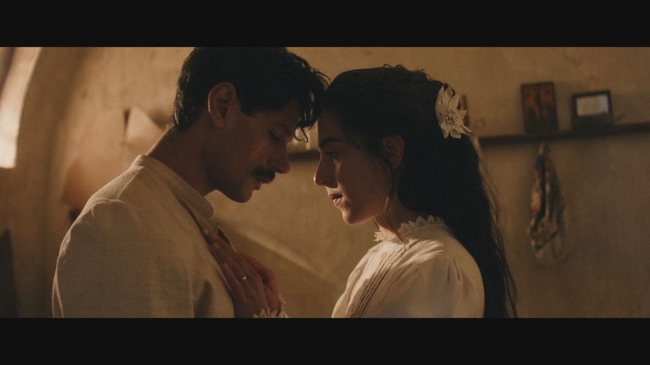 «17 Κλωστές» στο Mega: Η ιστορία του πρώτου έλληνα serial killer ξεκινά - ΤΑ ΝΕΑ