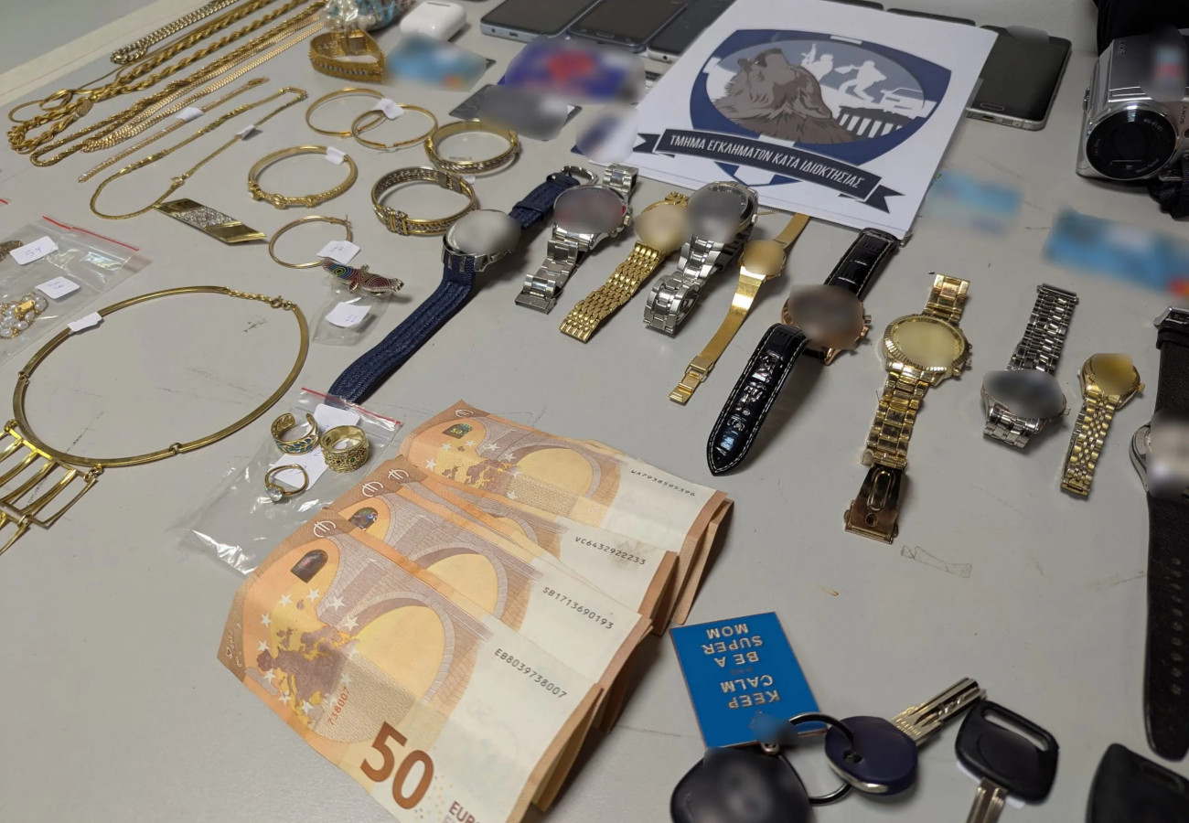 Αυτά είναι τα μέλη της συμμορία που ρήμαζε σπίτια στην Αττική με λεία 1 ...