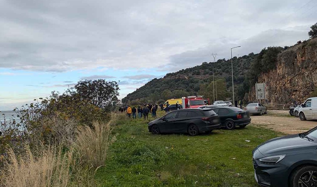 Τραγωδία στην Αμφιλοχία: Νεκρός 27χρονος οδηγός που έπεσε με το ...
